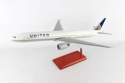 United Boeing 777-300 Airplane | Magnificent 777 Scale Model Aircraft