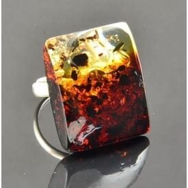 Stunning Baltic Amber Rings [Amber Jewelry Boutique].